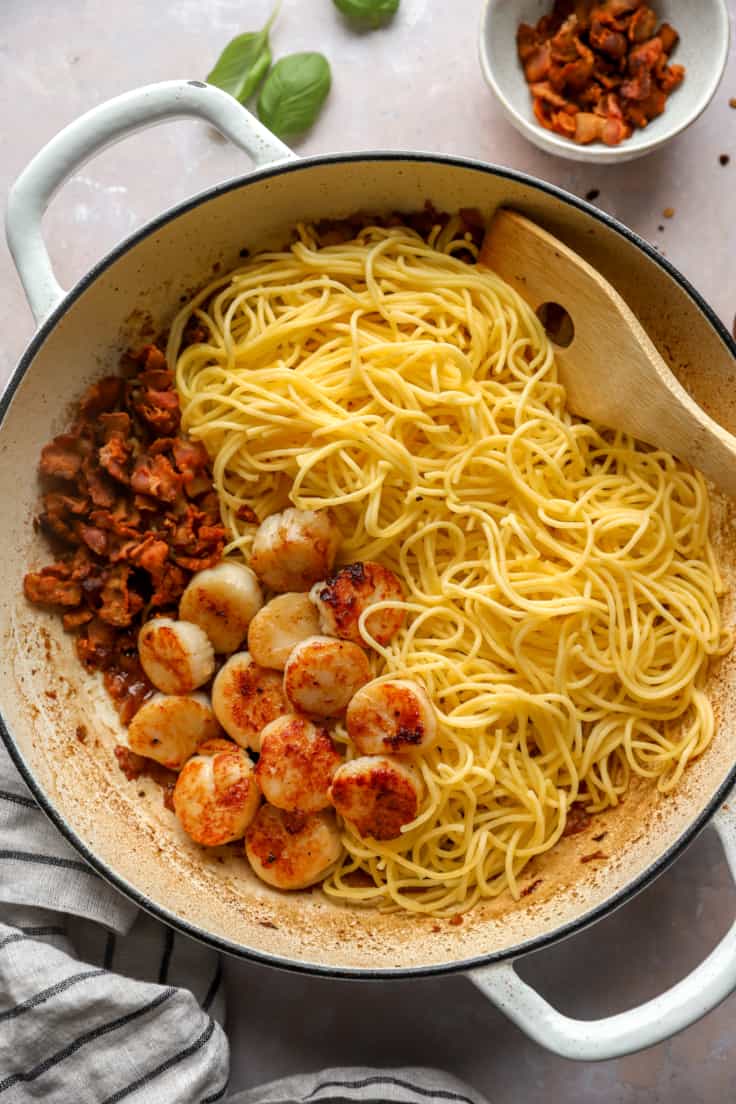 Easy Scallop Pasta