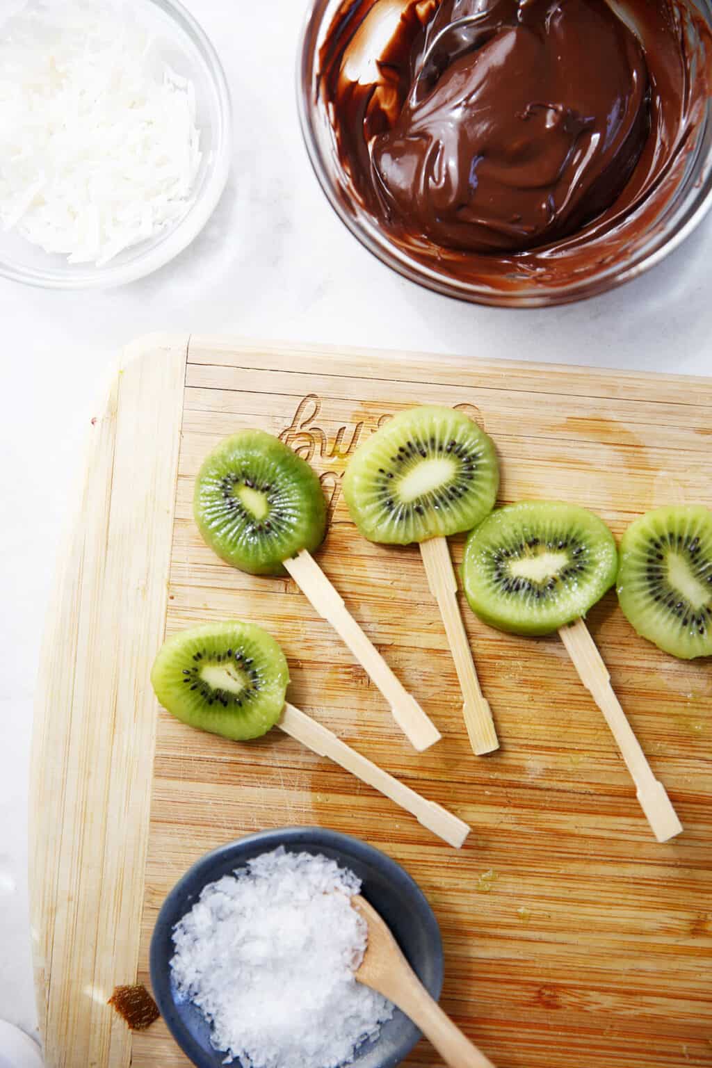 Easy Kiwi Pops Snack For Kids! - Lexi's Clean Kitchen