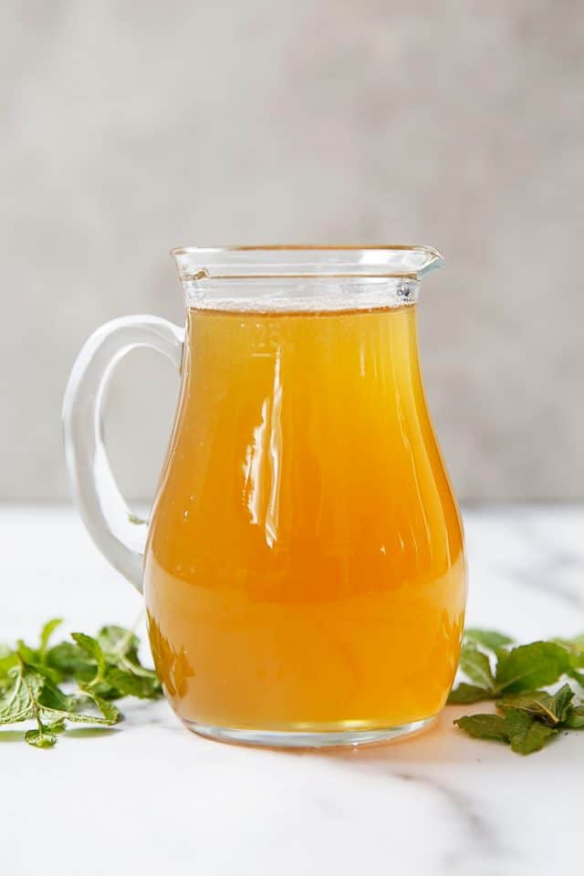 Paleo Friendly Mint Simple Syrup - Lexi's Clean Kitchen