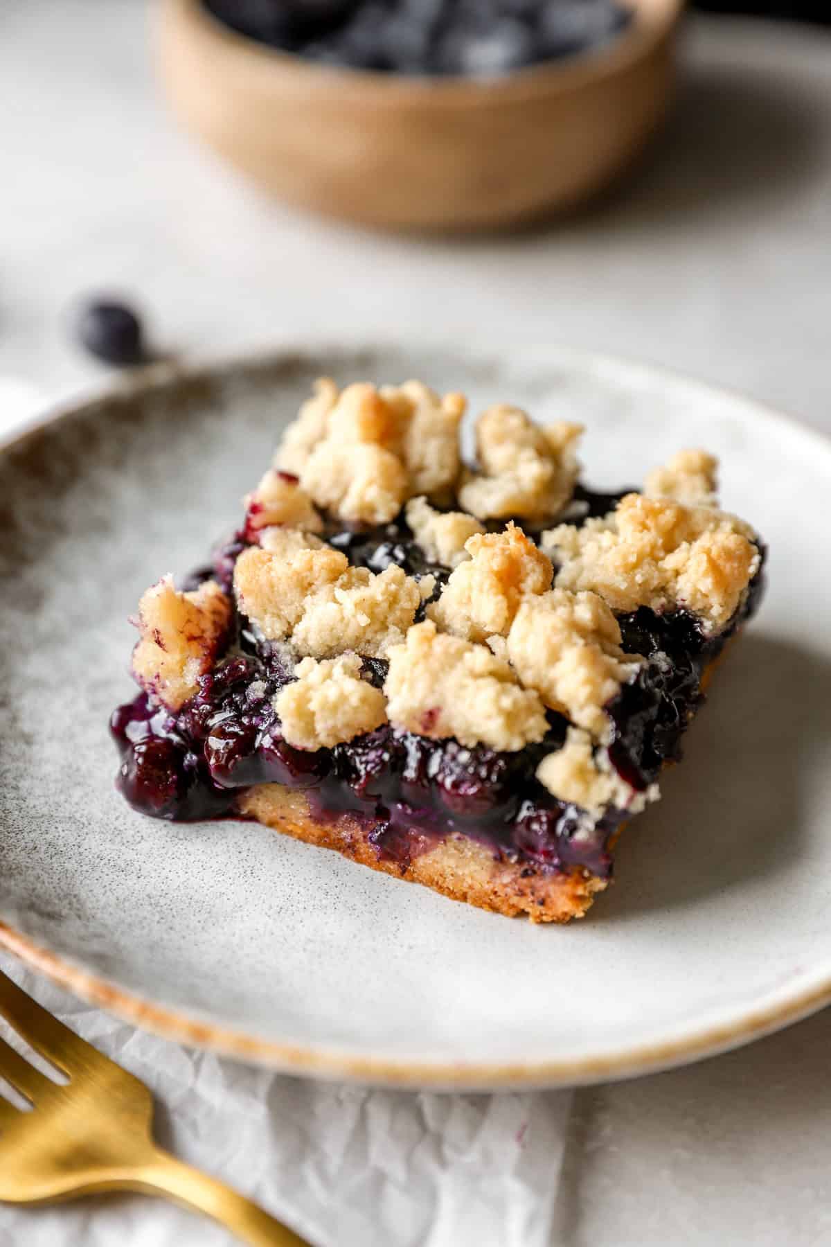 Healthy Gluten-Free Blueberry Bars - Lexi's Clean Kitchen