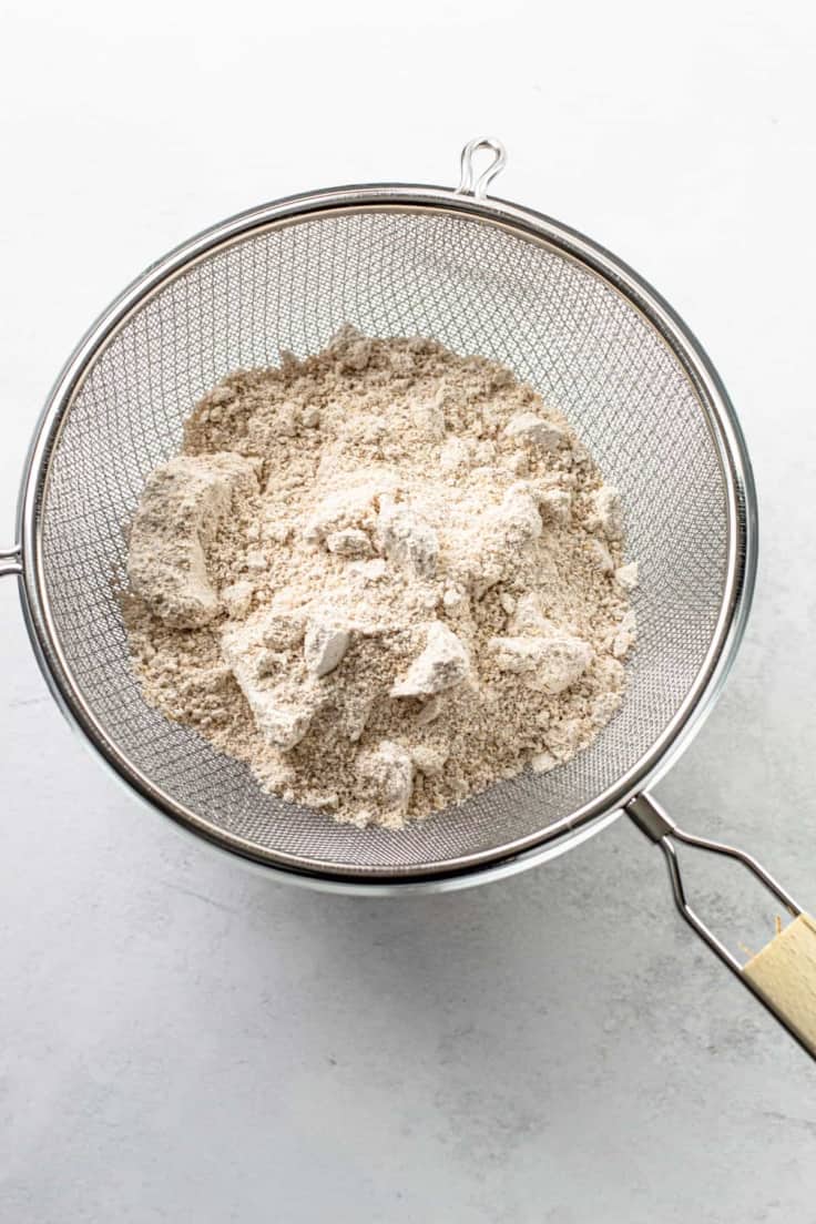 How to Make Oat Flour - Lexi's Clean Kitchen