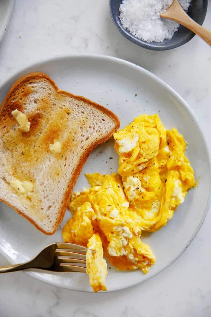 Perfect Scrambled Eggs - Lexi's Clean Kitchen